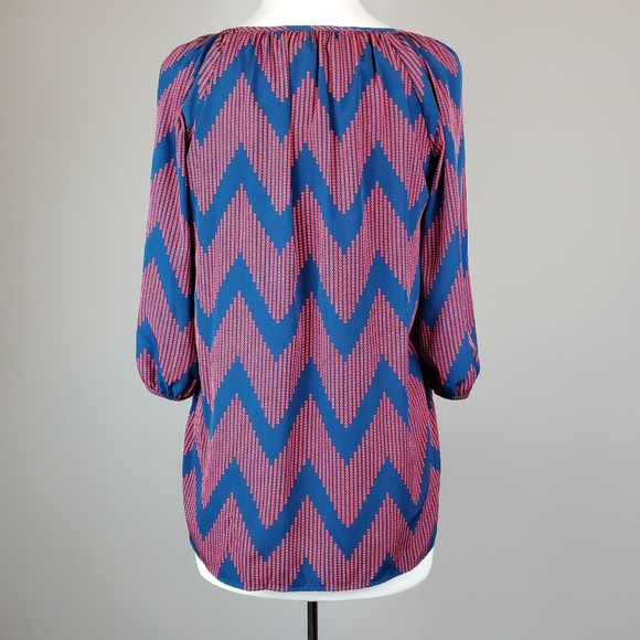 glam | Tops | Navy Red Chevron Top S | Poshmark